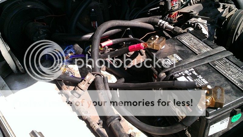 1986 Jeep Grand Wagoneer college budget install: EFFICIENT BASS ON THE ...